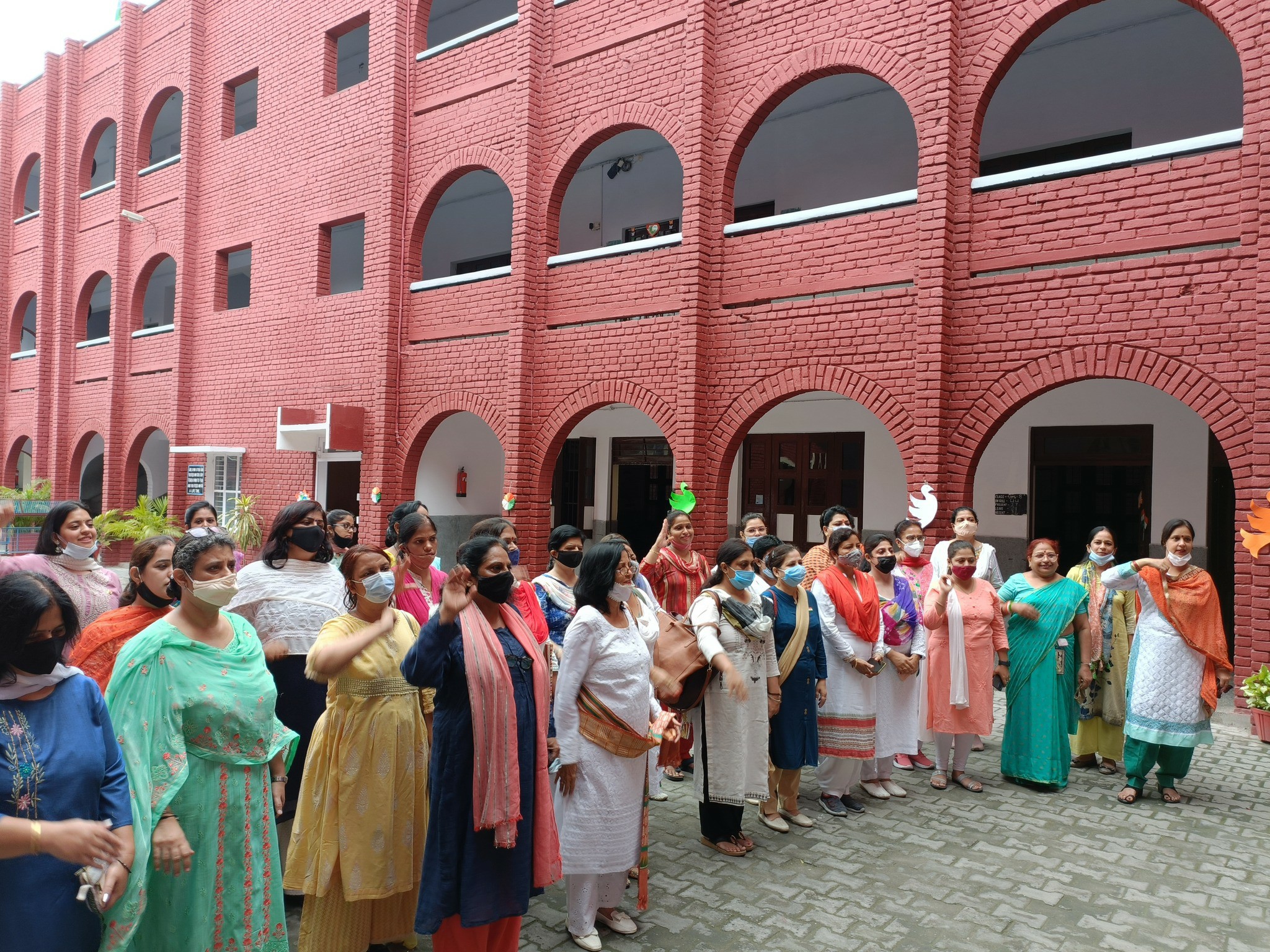 INDEPENDENCE DAY CELEBRATION :: Rainbow School | Saharanpur
